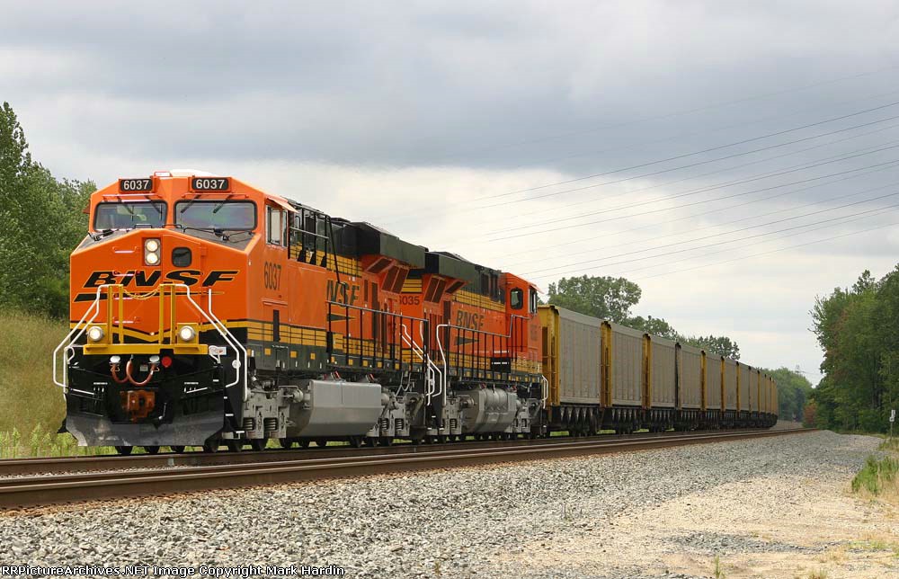 BNSF 6037